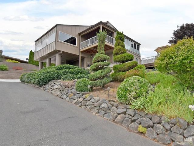 2618 Grandview Dr, Clarkston, WA 99403