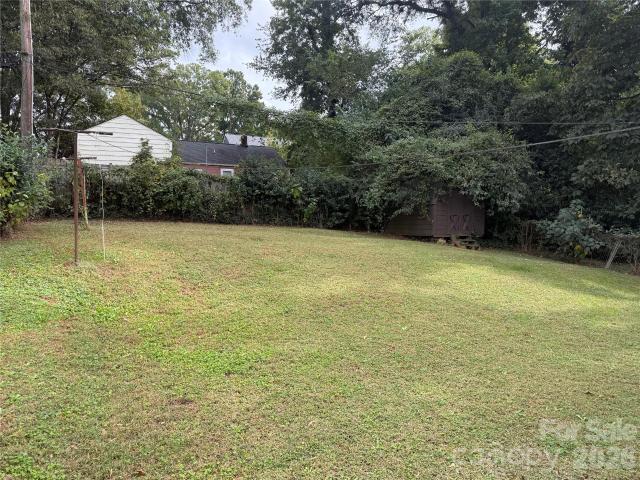 2618 Roslyn Ave, Charlotte, NC 28208 | MLS #4311 | Compass