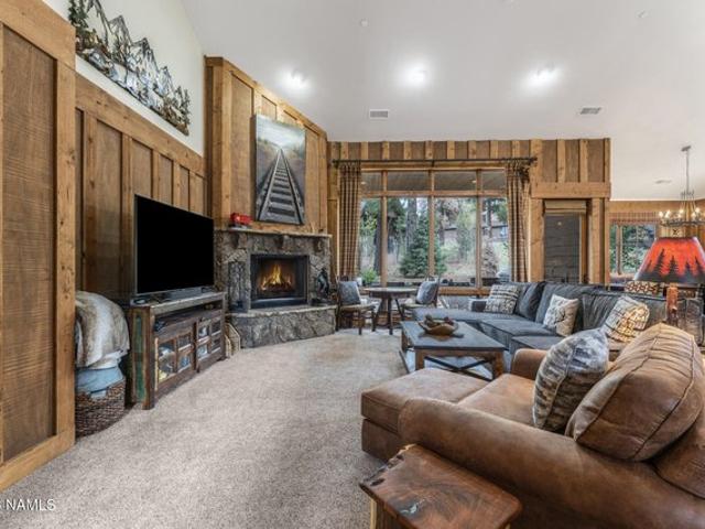 2618 S Bluebird Ct, Flagstaff, AZ 86005