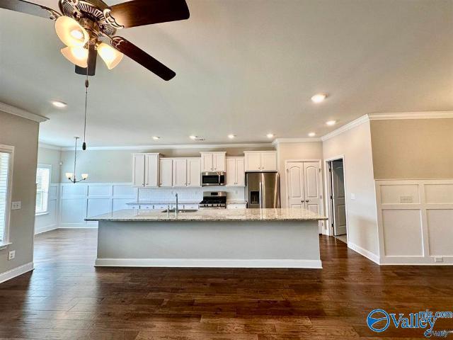 2618 West Creek Drive