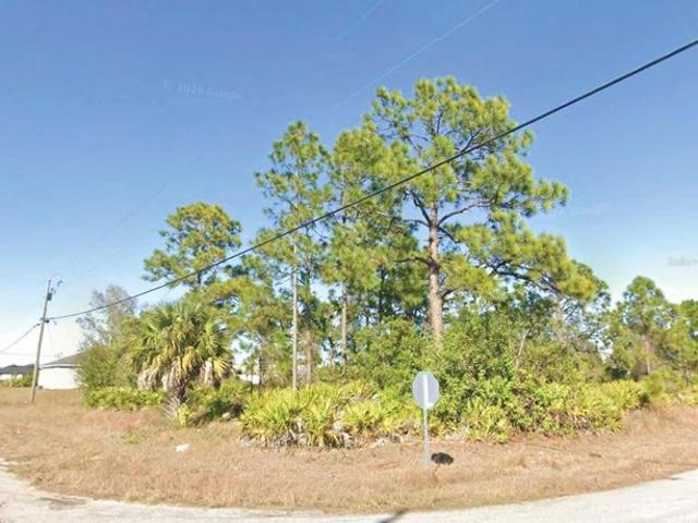 2618 25th St SW, Lehigh Acres, FL 33976