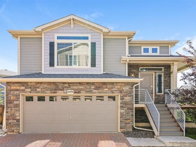 26198 E Maple Dr, Aurora, CO 80018