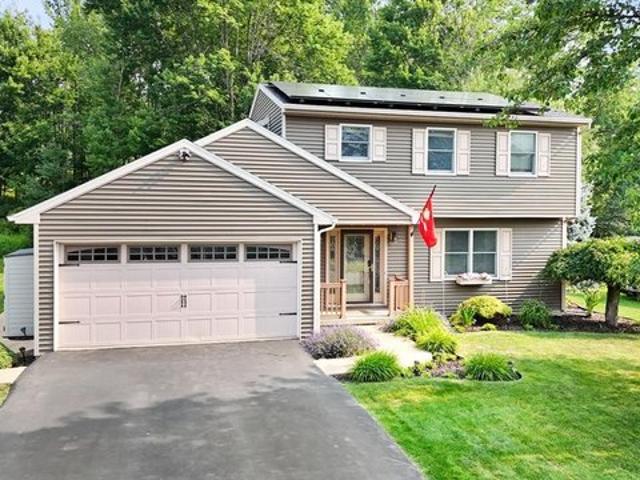 2619 Ashton Ct, Endicott, NY 13760