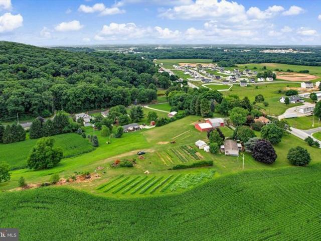 2619 Carlisle Pike, New Oxford, PA 17350