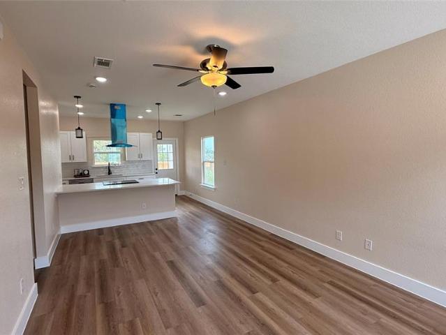 2619 Creekview Drive