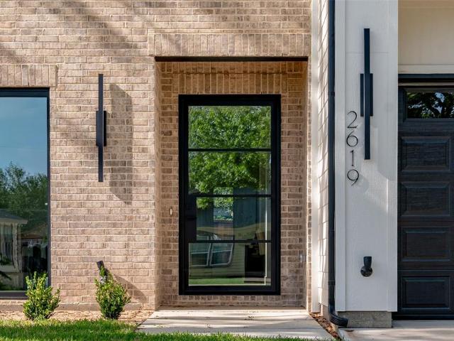 2619 Emmett St, Dallas, TX 75211 | MLS #21221