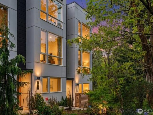2619 SW Adams St, Seattle, WA 98126