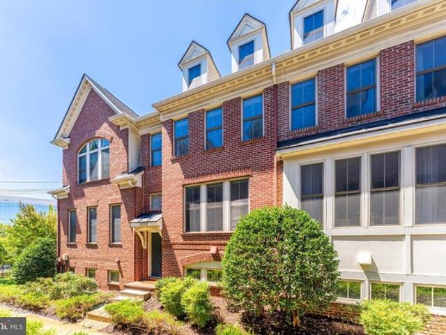 2619 S Kenmore Ct, Arlington, VA 22206