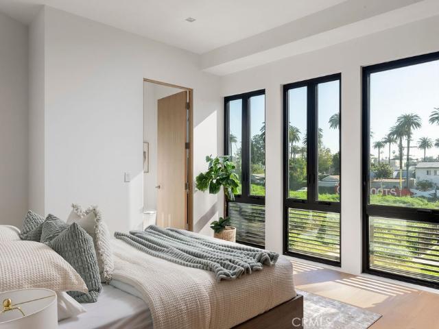 2619 S Rimpau Blvd, Los Angeles, CA 90016 | MLS #OC26119