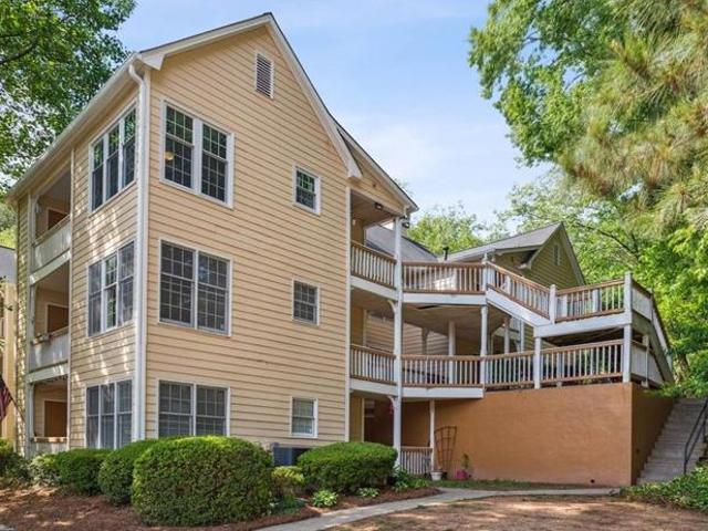 2619 Vineyard Way SE, Smyrna, GA 30082