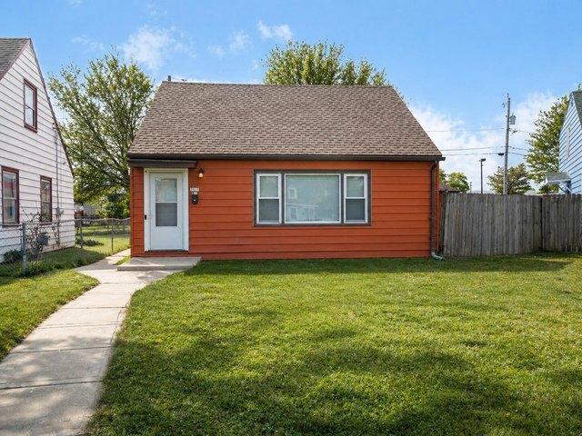 2619 W Linwal Ln, Milwaukee, WI 53209