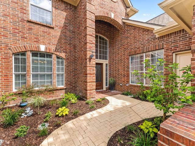 26107 Allenford Court