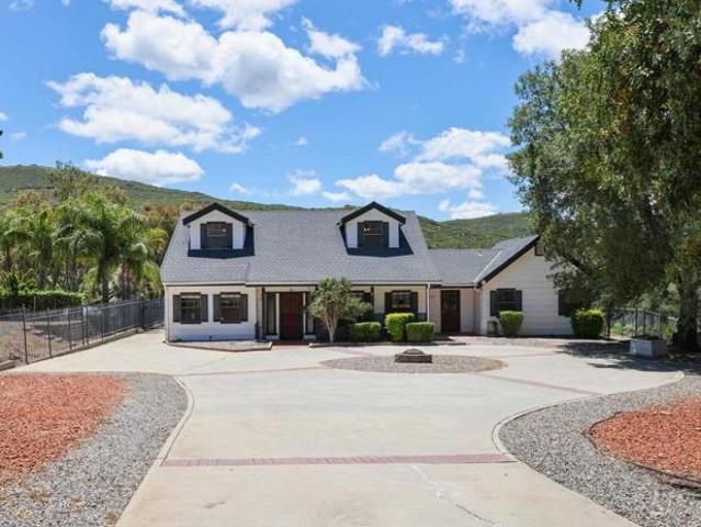 26105 Bellemore Dr, Ramona, CA 92065