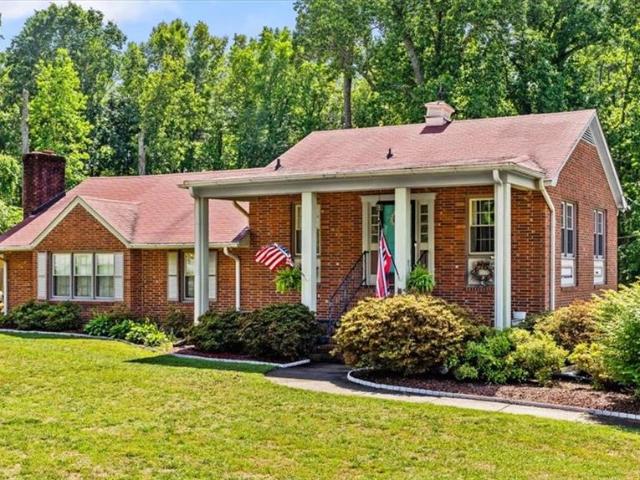 2610 Nc Highway 66 S