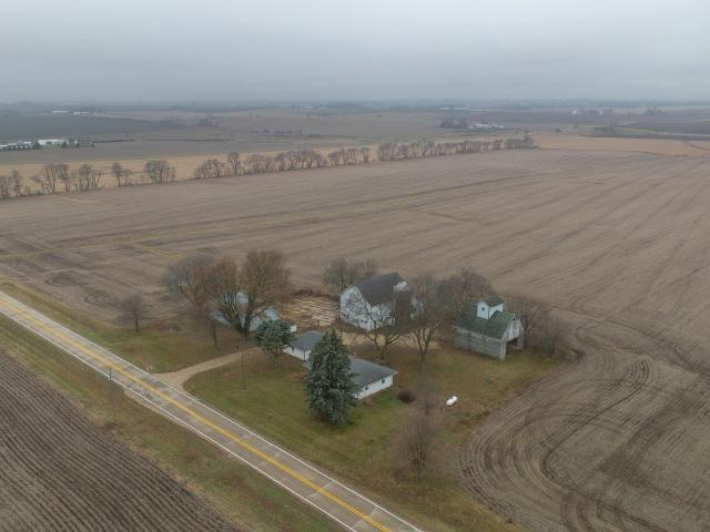2610 Klinger Rd, Pecatonica, IL 61063 | Compass