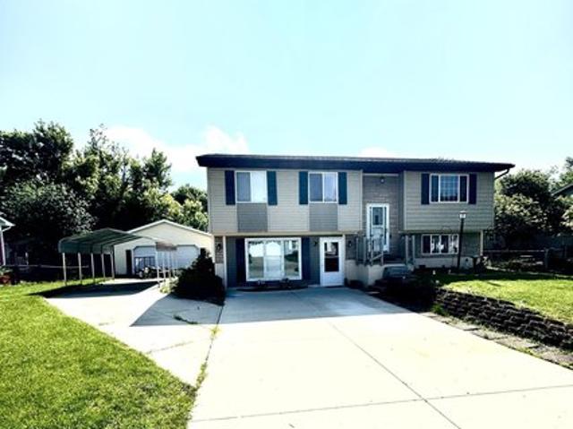 2610 Renfrew Way, Lansing, MI 48911