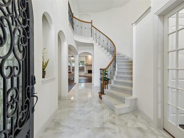 2610 Stonybrook Drive