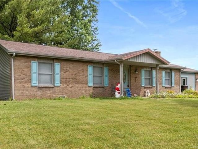 2610 S College Hills Dr, Hanover, IN 47243