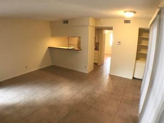 2610 Salado St # 105