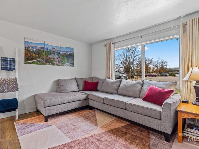 2610 W Malad St, Boise, ID 83705 | MLS #98981 | Compass