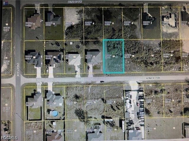 2610 42nd St SW, Lehigh Acres, FL 33976