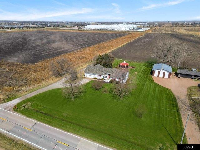 26110 W Maple Rd, Waterloo, NE 68069