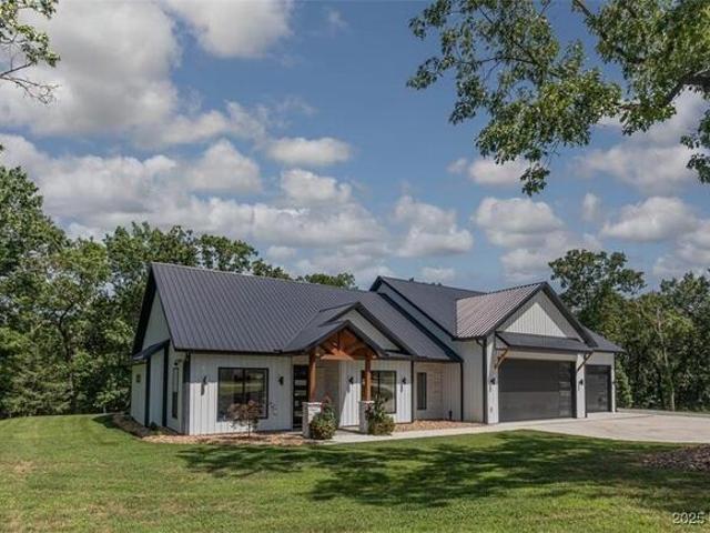26112 Georgetown Avenue, Warsaw, MO 65355