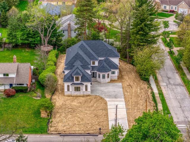 26117 N Woodland Road