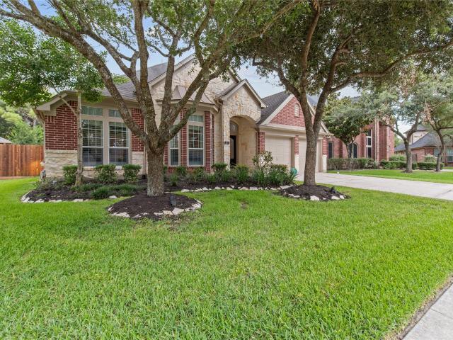 2611 Brightlake Way Lane