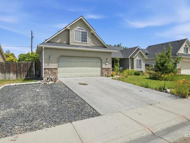 2611 Carnegie
