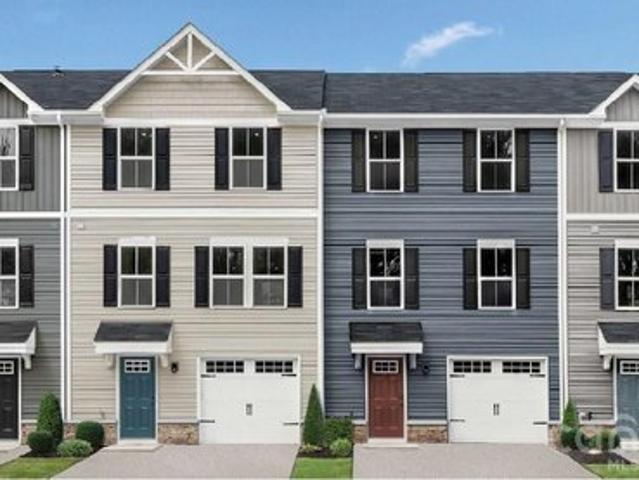 2611 Coretha Ct, Charlotte, NC 28216