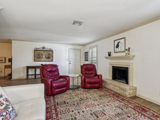 2611 Eisenhauer Rd, Unit 1403, San Antonio, TX 78209 | MLS #1950 | Compass