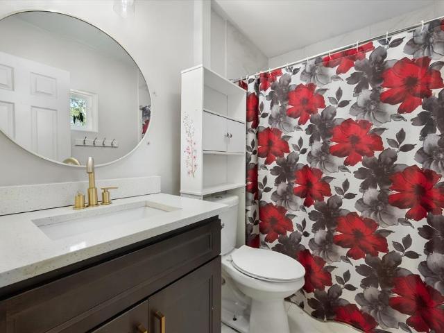 2611 Hardy Place