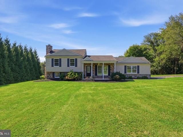 2611 Jolly Acres Rd, White Hall, MD 21161