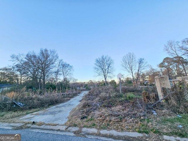2611 Village Green Ln, Macon, GA 31206