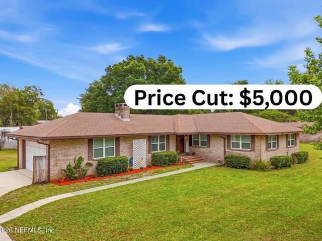 2611 Water Bluff Dr, Jacksonville, FL 32218