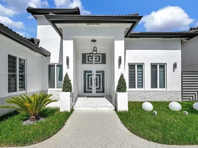 2611 142nd Ct SW, Miami, FL 33175