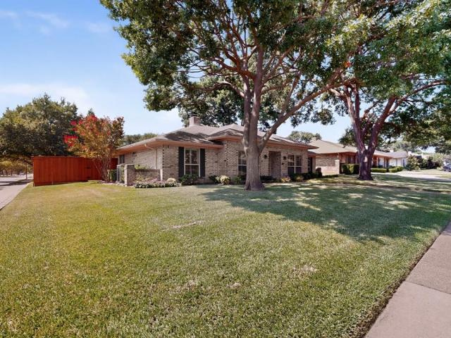 2612 Mollimar Drive
