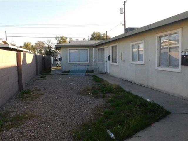 2612 E Mesquite Ave, Las Vegas, NV 89101