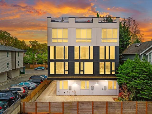 2612 E Yesler Way