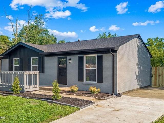 2612 Lamborne Blvd, Louisville, KY 40272