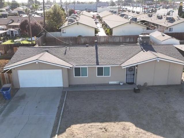 2612 Van Buren Pl, Bakersfield, CA 93314