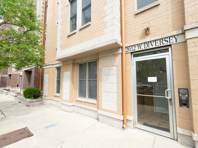 2612 W Diversey Ave, Unit 101, Chicago, IL 60647 | MLS #12376 | Compass