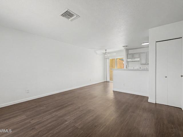 2612 W Ironcrest Drive