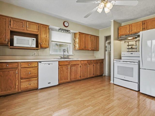 26132 State Road 2