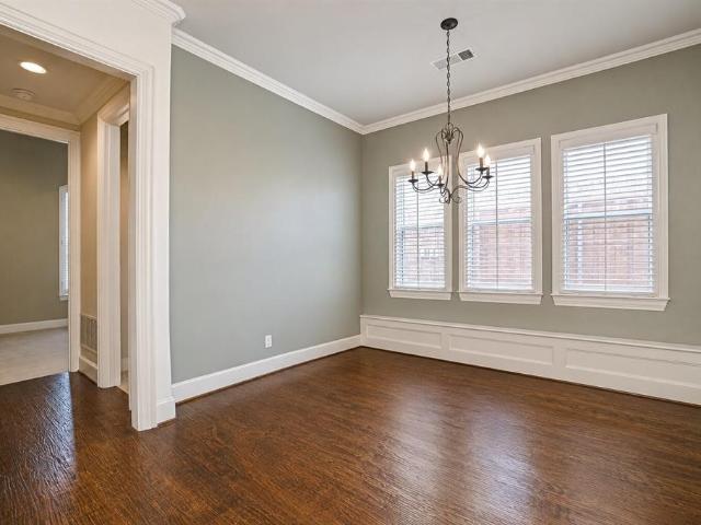 2613 Bitternut Drive