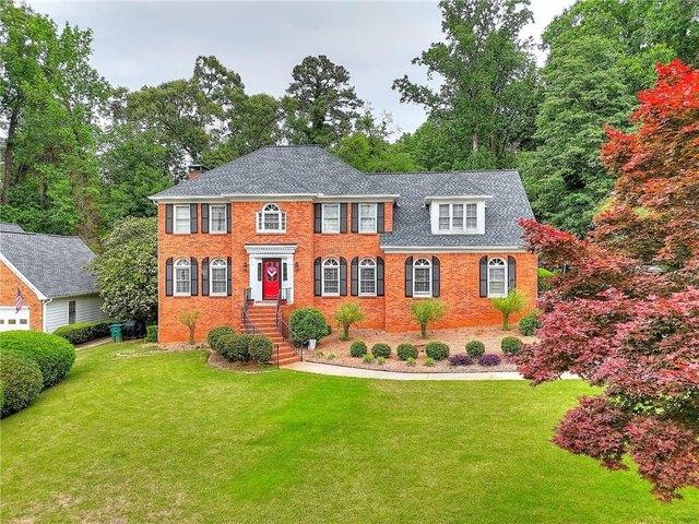 2613 Bridgewood Ln, Snellville, GA 30078