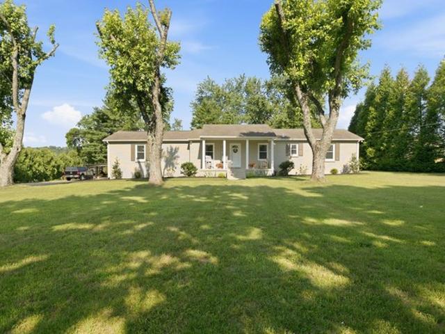 2613 Country Haven Dr, Thompsons Station, TN 37179