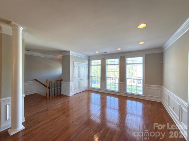 2613 Huntman Way