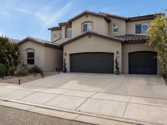 2613 La Luz Circle NE